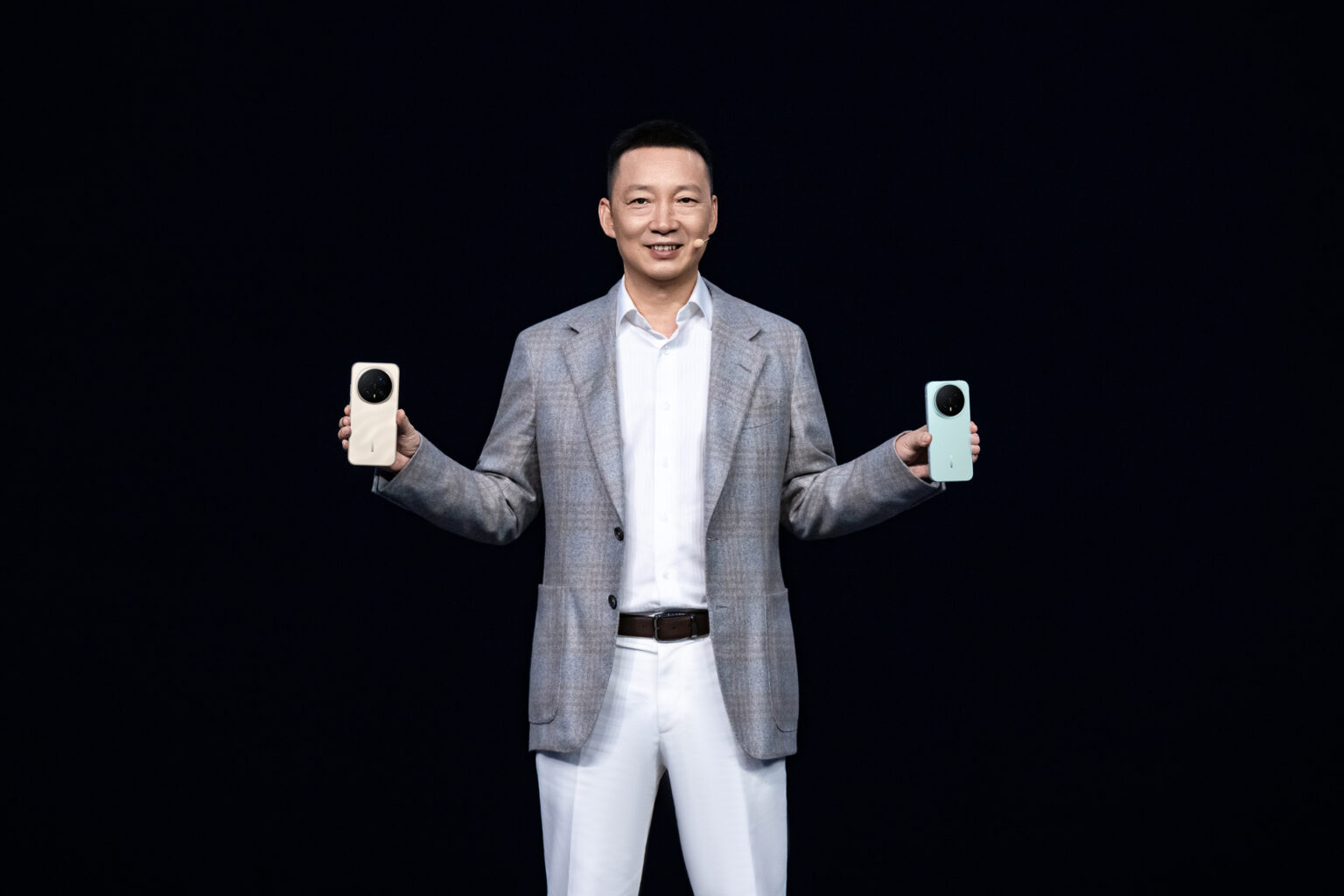 Honor-Magic8-PR-Photo-1 - Mobil.hr